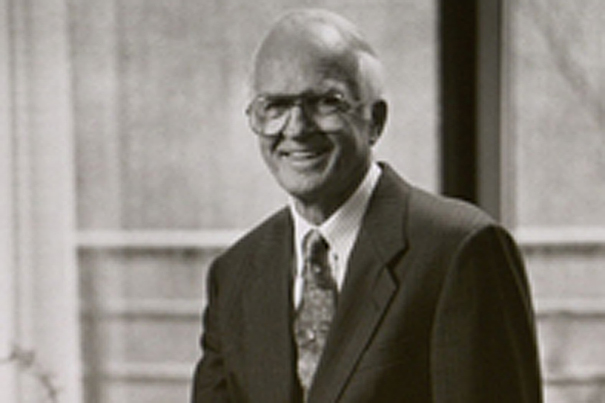 Finance expert Gordon Donaldson dies at 87 — Harvard Gazette