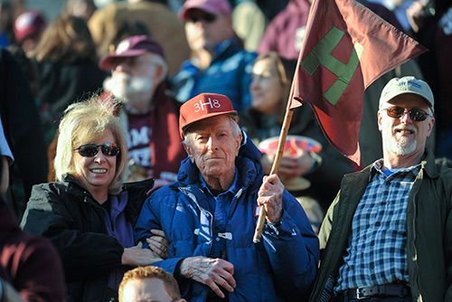 Fans make a day of it — Harvard Gazette
