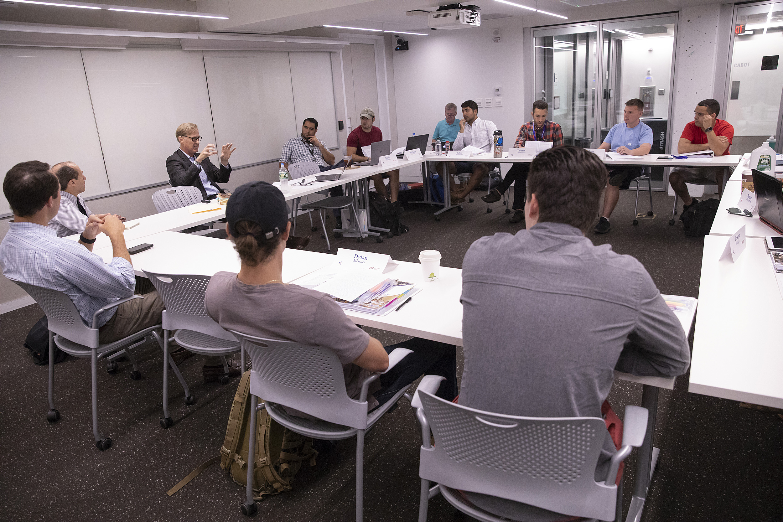 Academic boot camp aims to prep veterans for college — Harvard Gazette Academic boot camp aims to prep veterans for college — Harvard Gazette