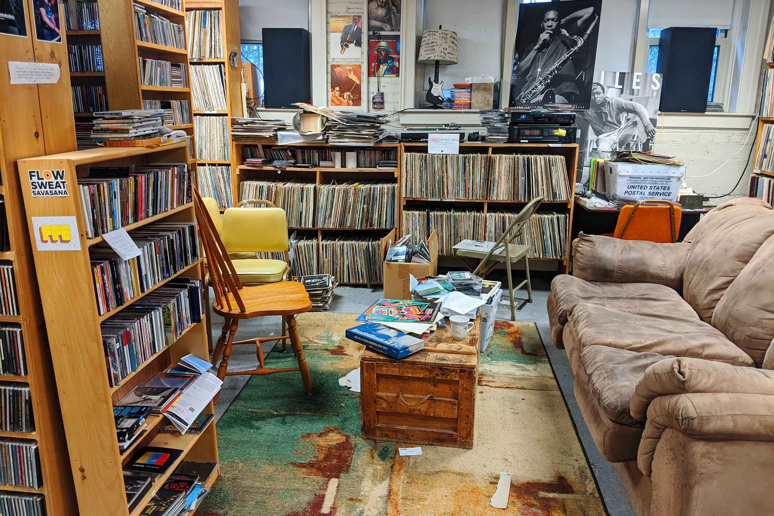 WHRB plays on at Harvard, paying tribute to canceled concerts — Harvard ...